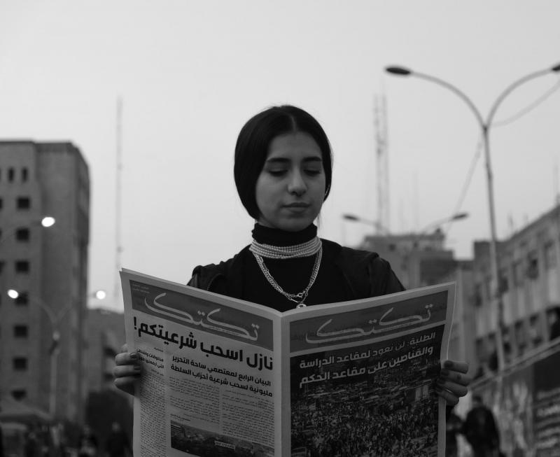 Iraqi Photographer Documents Iraqi Uprising in 'Black and White' | Al ...