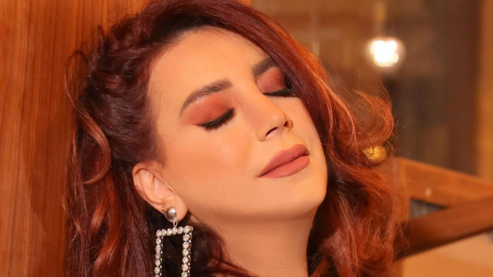 Shoukran Mortaja Explains Why She Has a Swollen Face During Home ...