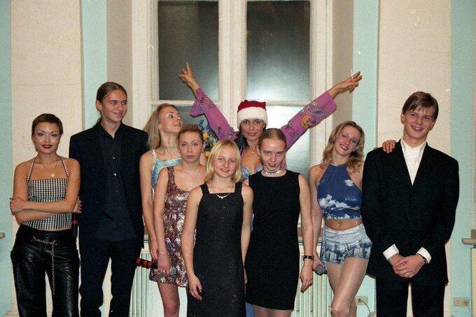 Never Before Seen: Photos of Putin's Two Daughters Emerge to Enrage ...