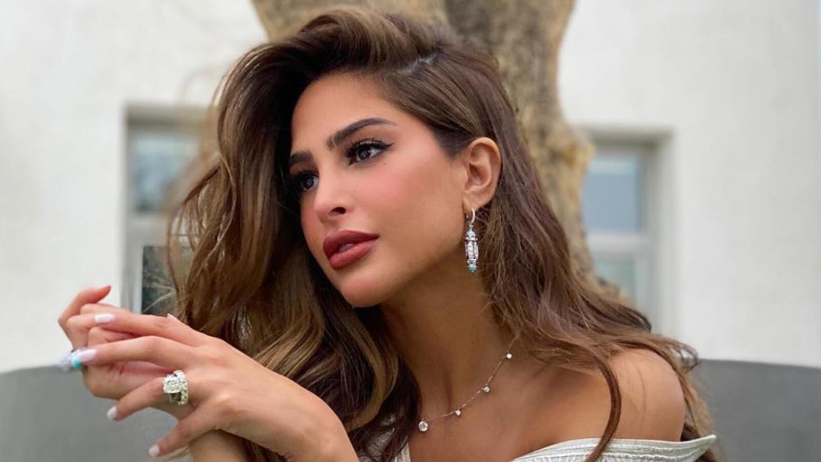 Fouz Al Fahad's Designer Canary-Yellow Dress Causes a Sensation on ...