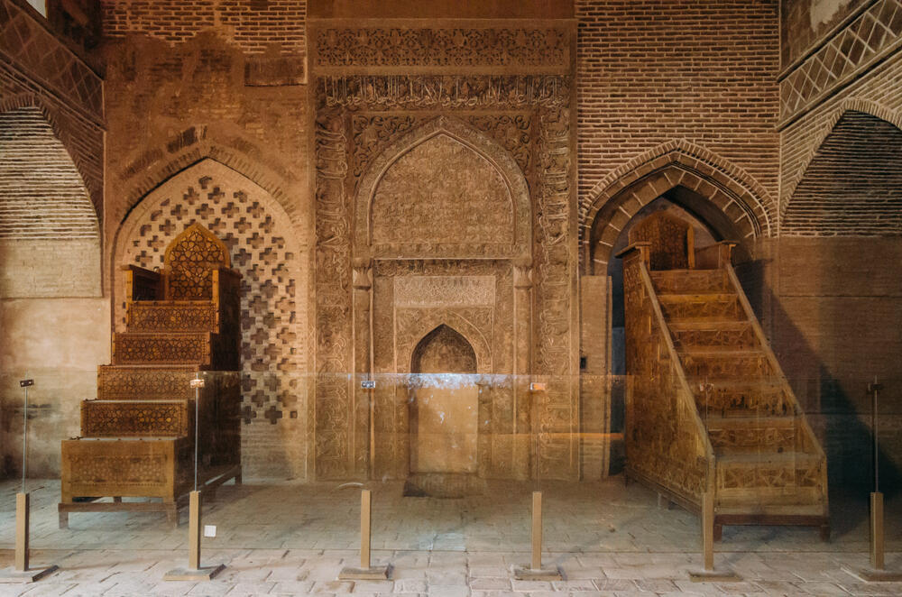 Iran's 1256 Wooden Minbar up For Restoration | Al Bawaba