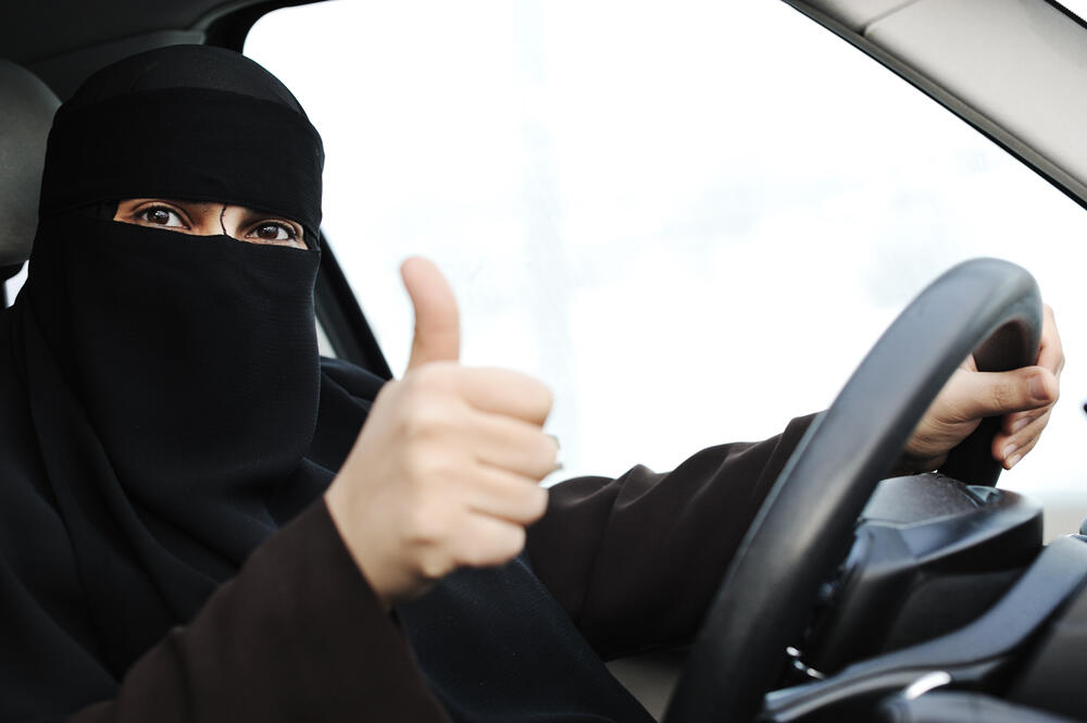More Saudi Driving Schools to Open For Women in 2021 | Al Bawaba
