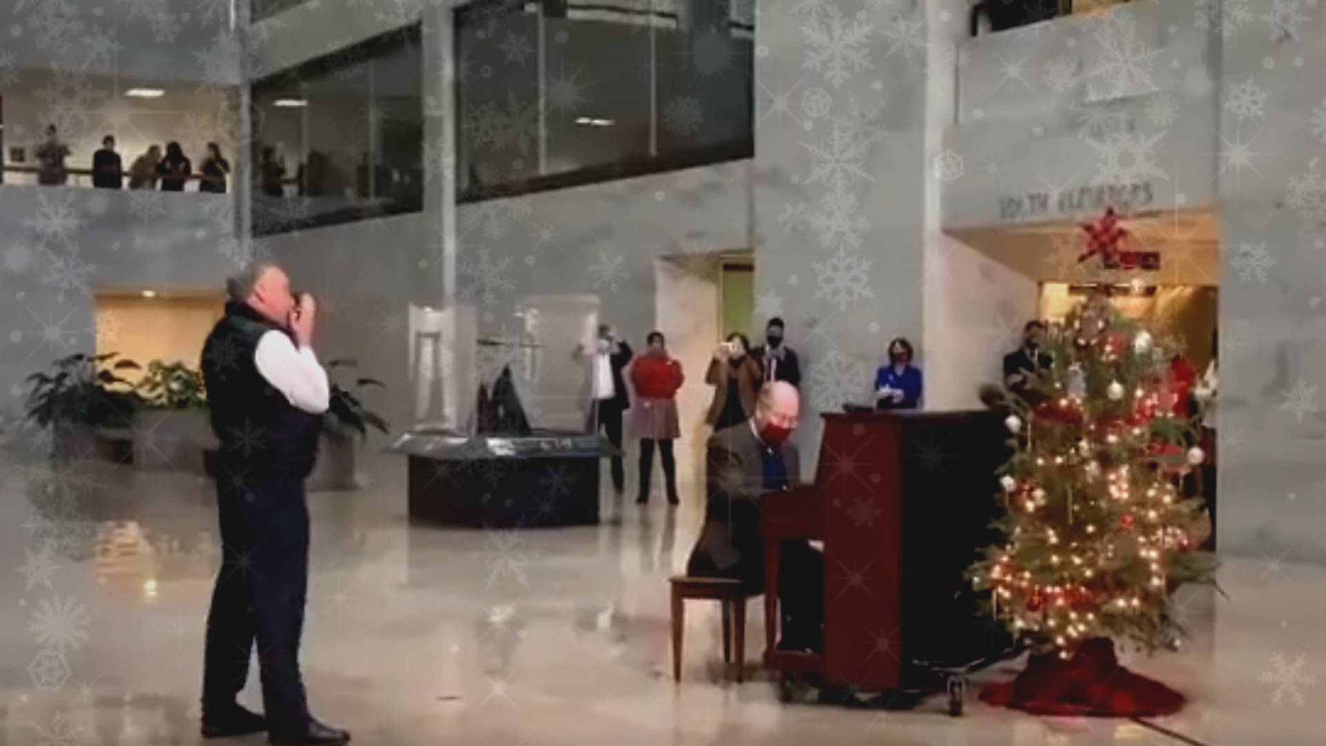 Christmas Is Uniting America, It Seems: Dem and GOP Senators Play ...