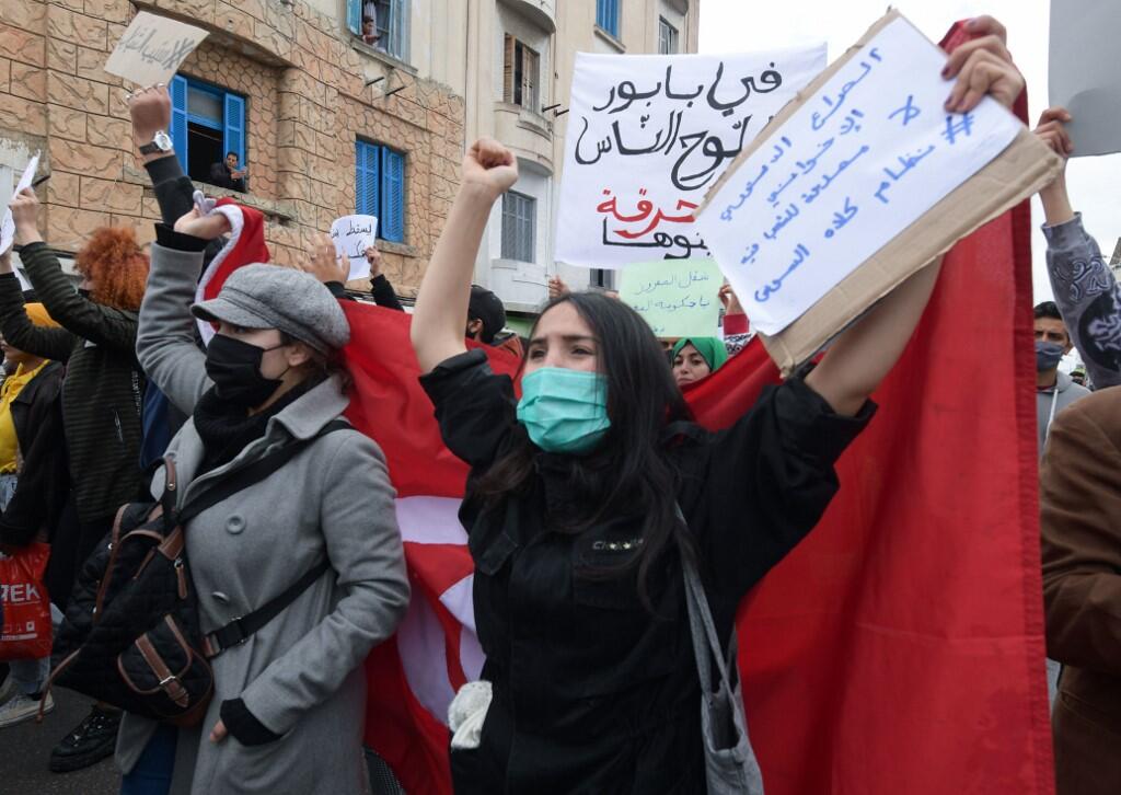 Tunisia's Jasmine Revolution: Hundreds March to Denounce Austerity ...