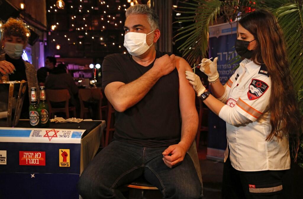 Israelis Gradually Resume Normal Life Amid Wide-Scale Vaccination Drive ...