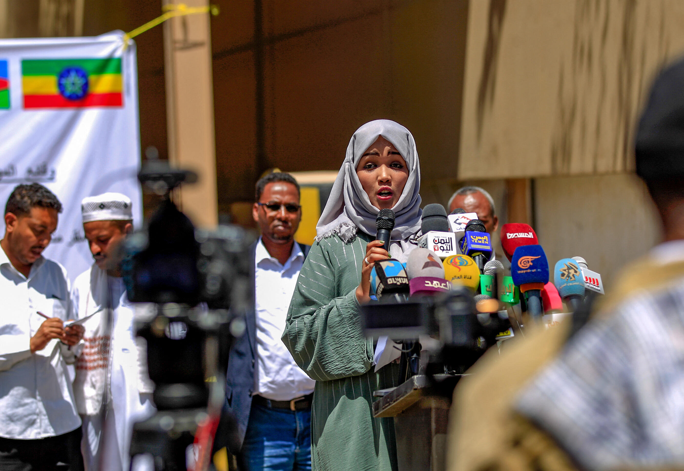 Yemen: 44 Africans Were Burnt to Death. Why? | Al Bawaba