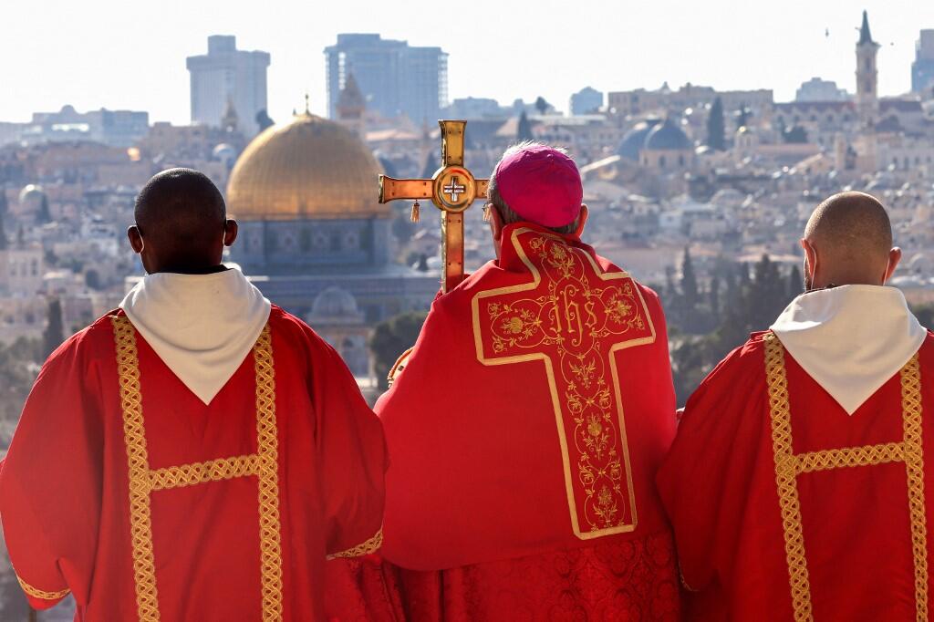 Christians Around The World Celebrate Holy Week | Al Bawaba