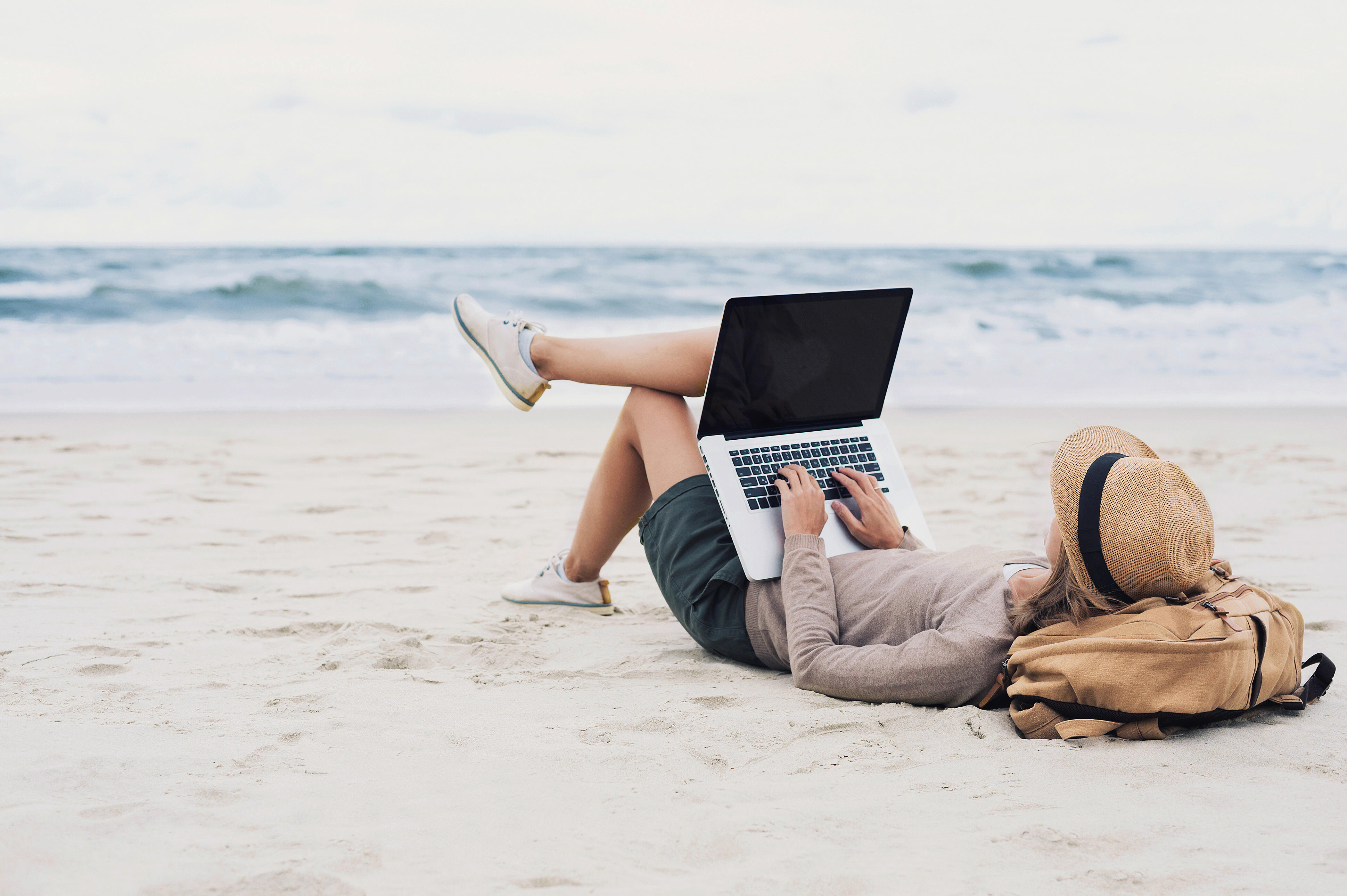 The UAE in the 2021 Summer: Work From the Beach | Al Bawaba