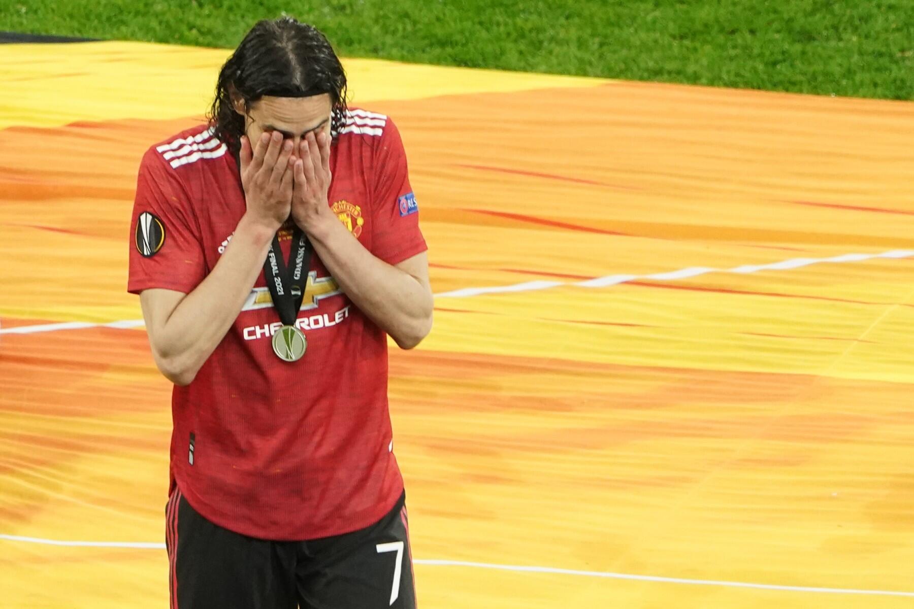 تقرير: عودة رونالدو تدفع كافاني للرحيل عن مانشستر يونايتد