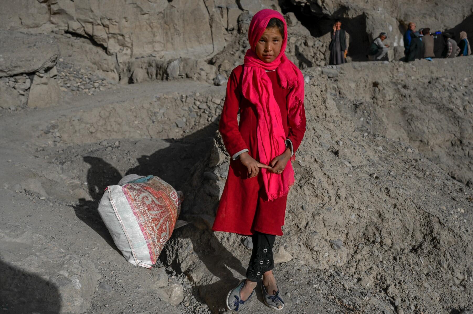 Afghan's Poorest Community in 'Historic Valley' May Not Survive Winter ...