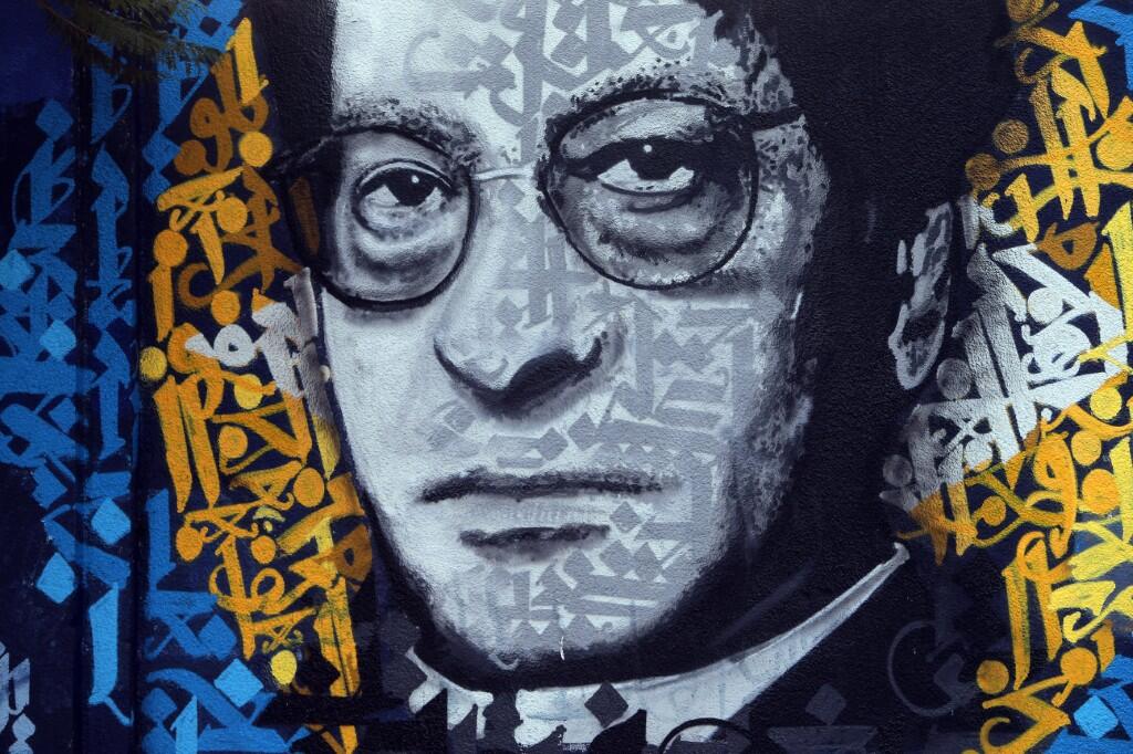 Remembering Palestine's Poet Mahmoud Darwish on his Birthday | Al Bawaba