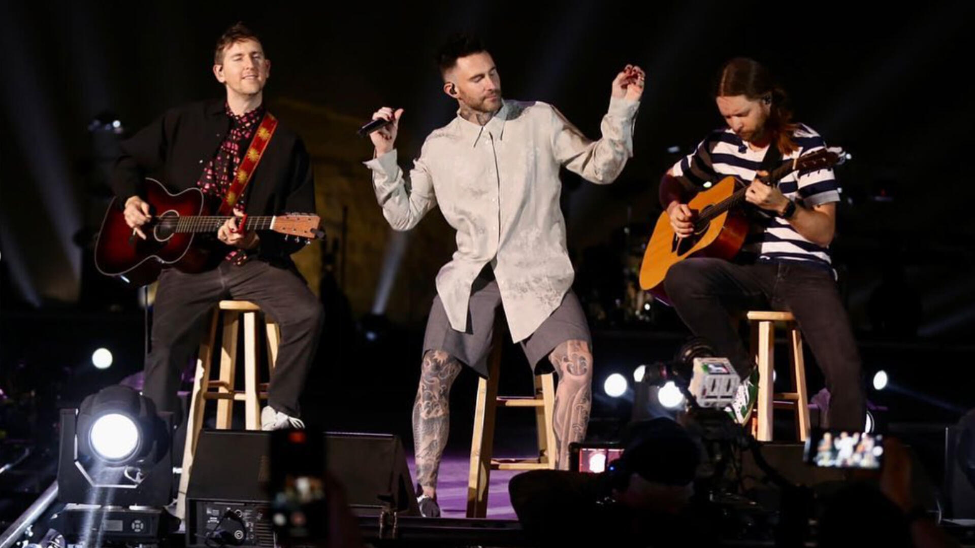 Maroon 5 Rock Giza Pyramids Stage in Egypt in a Spectacular Performance ...