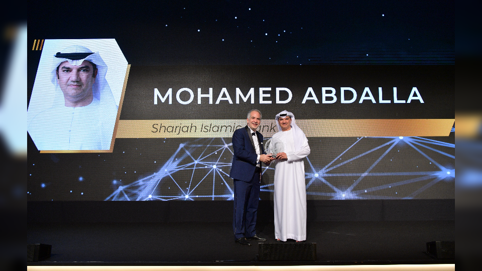 The CEO of Sharjah Islamic Bank wins the Best CEO award in the Islamic ...