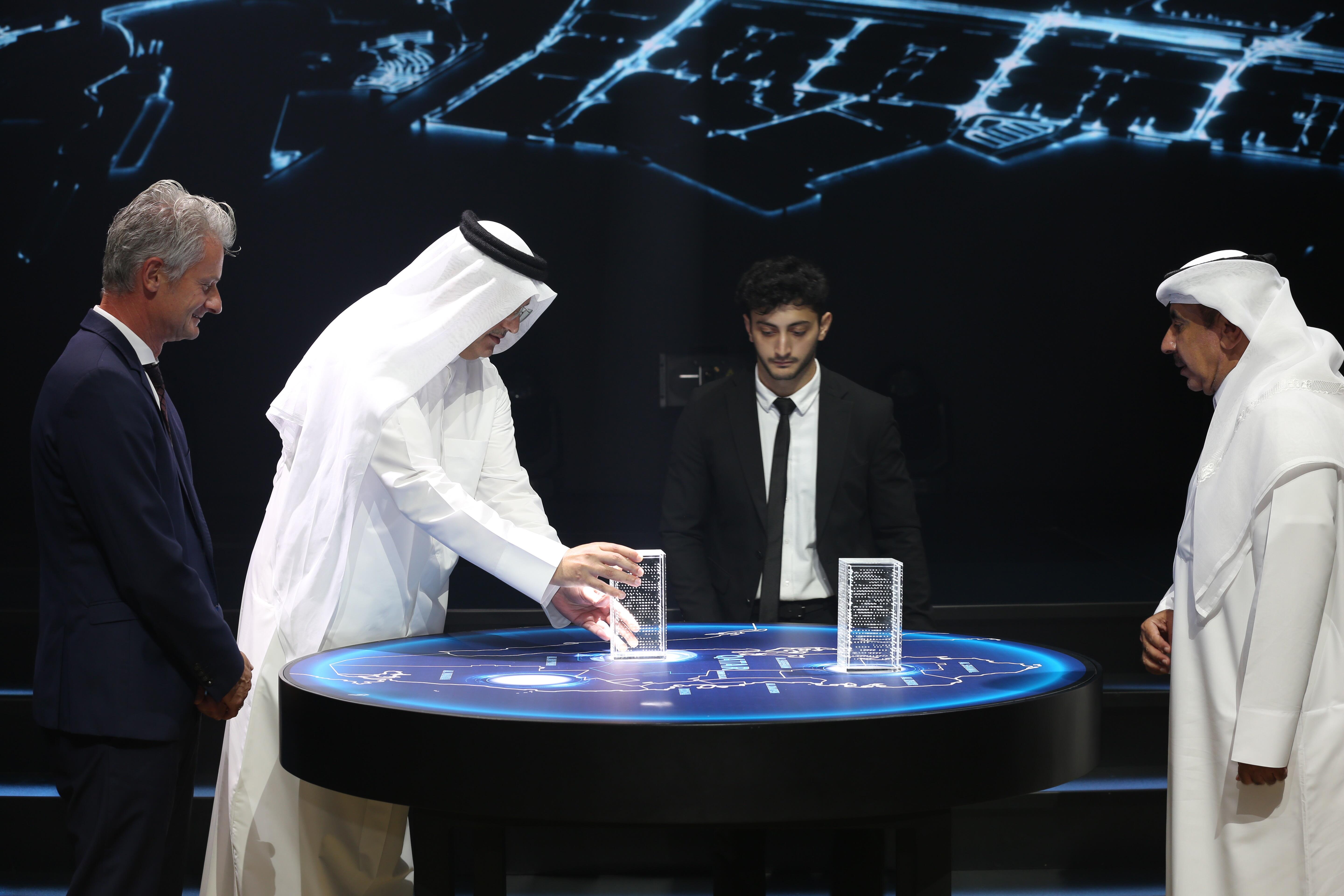 MCLT and Microsoft Open First Global Datacenter Region in Qatar ...