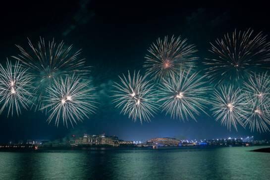 Yas Island To Be Illuminated in Green and Host Awe-inspiring Fireworks ...