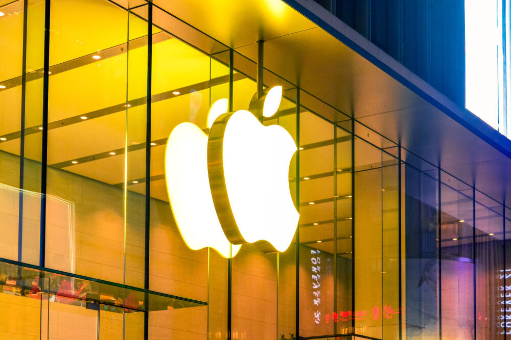 These Are the 4 iPhone Models Discontinued by Apple After Revealing the ...