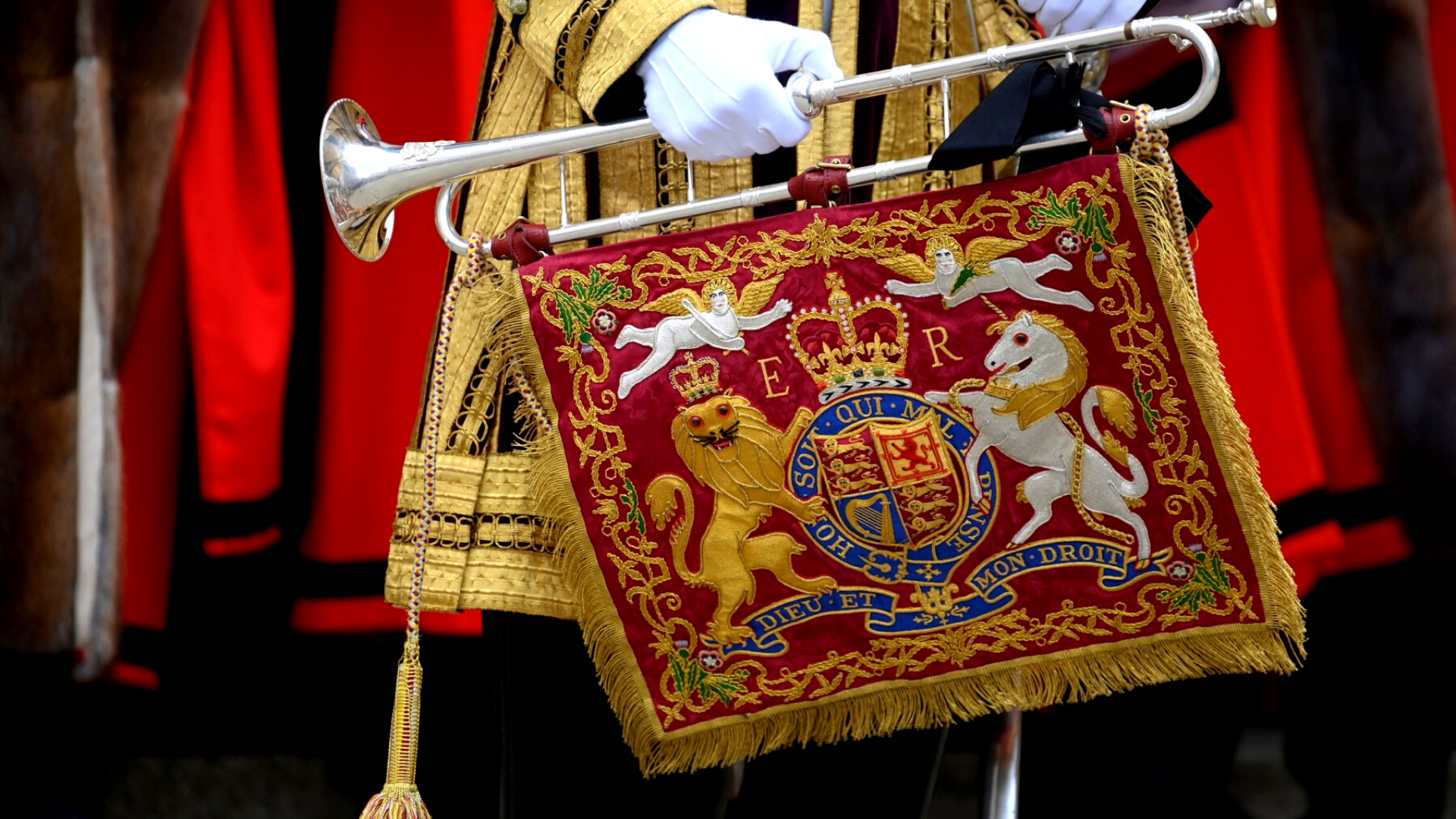 8 MENA Battles: British Regimental Flag Celebrates Colonial History ...