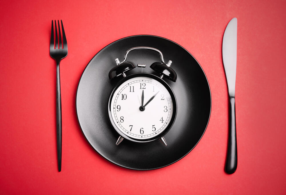 What is the Ideal Window of Time For Eating? | Al Bawaba