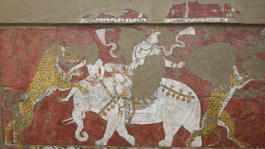 Samarkand paintings to 'splash' Arab World Institute | Al Bawaba