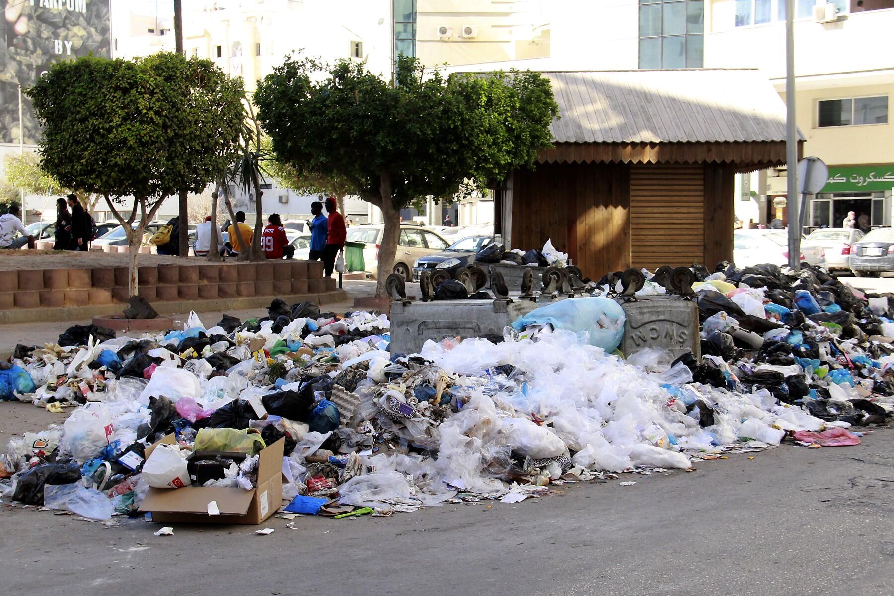 Tunisia: Trash crisis embroils Sfax in health scare | Al Bawaba
