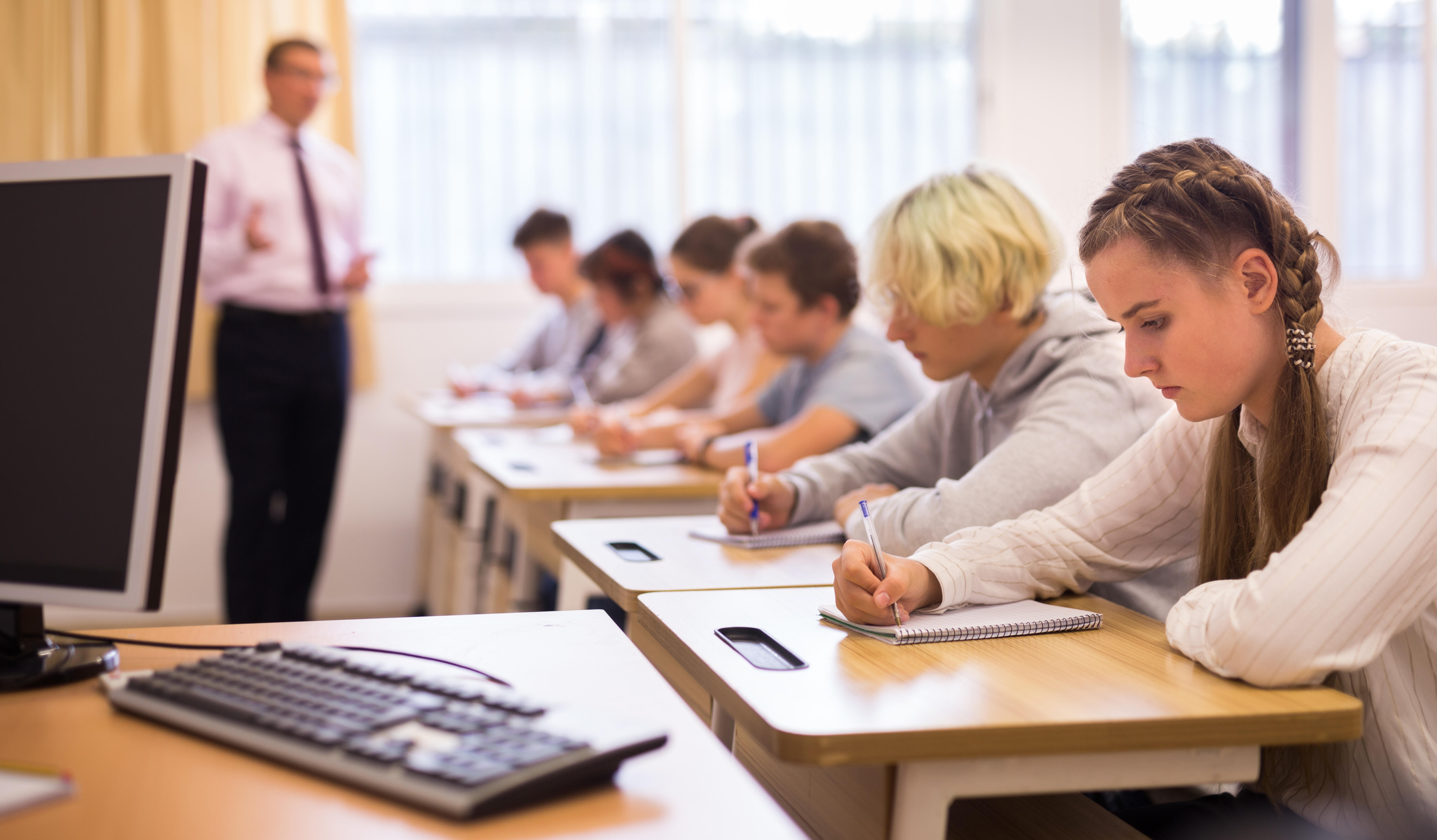 Students who repeat a grade experience more bullying | Al Bawaba