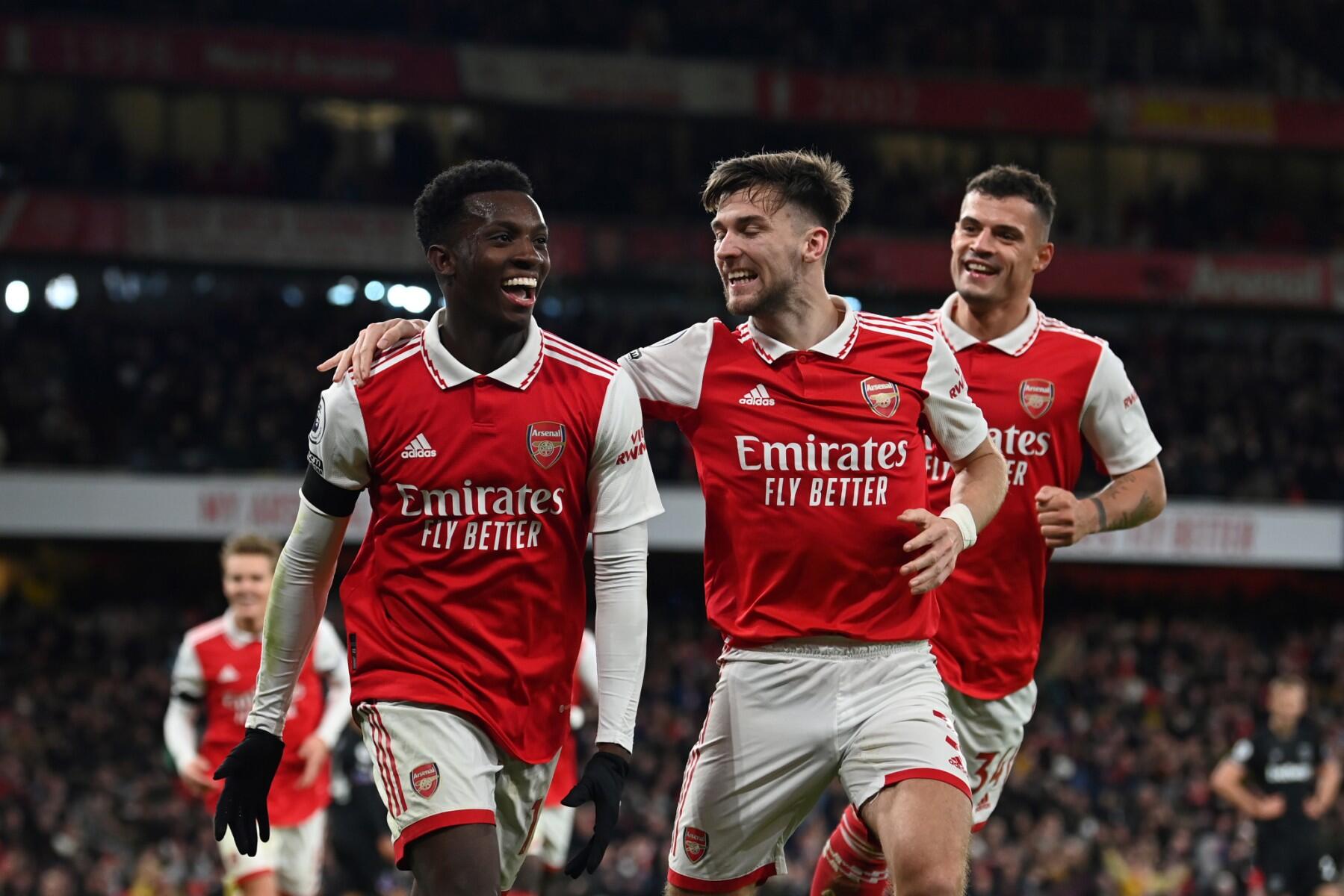 Arsenal comeback opens up seven-point Premier League lead