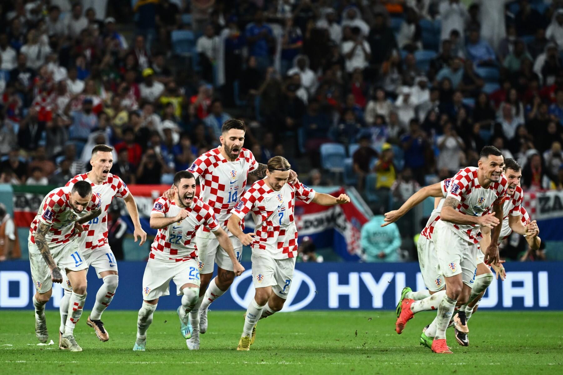 Croatia reach World Cup quarters with shoot-out victory over Japan