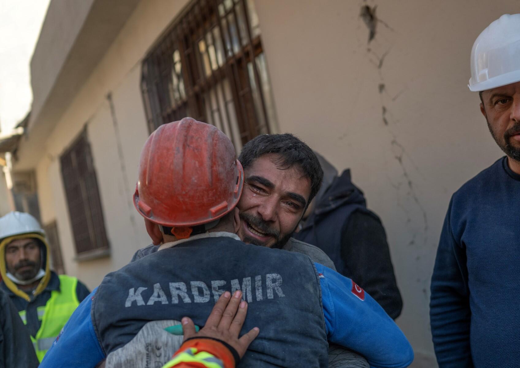 Rescue teams thanked while leaving Turkey | Al Bawaba