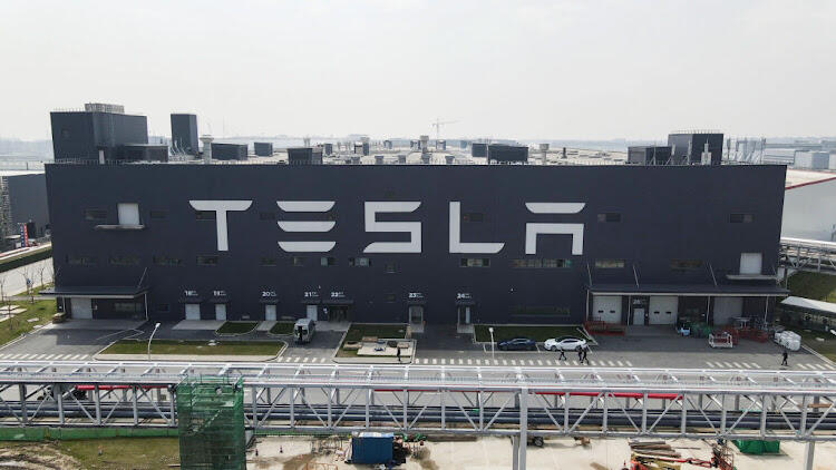 Tesla builds battery factory in Shanghai | Al Bawaba