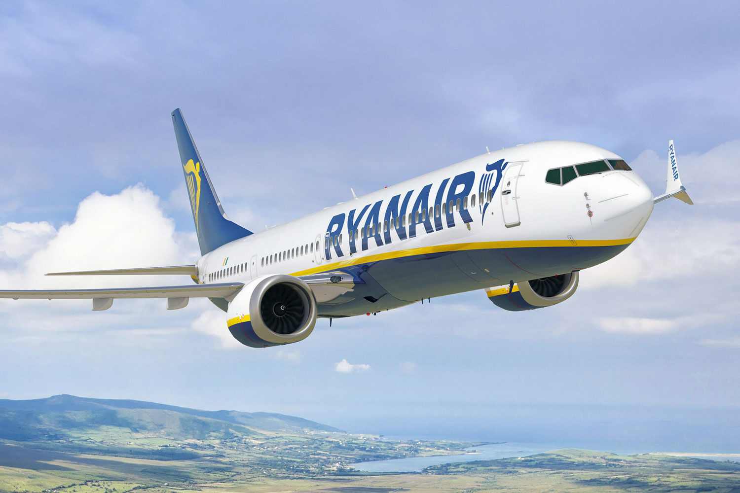 Ryanair places the largest-ever order from an Irish company for Boeing ...