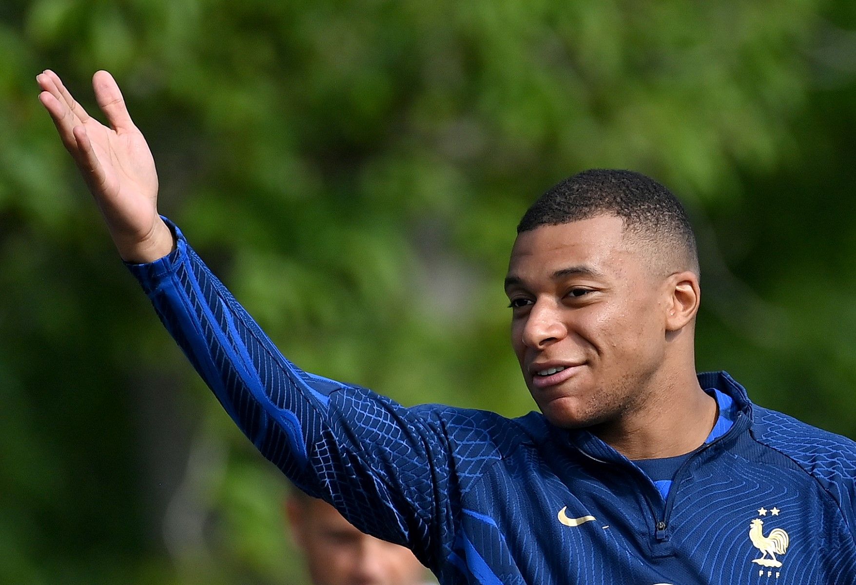Chelsea, Man Utd & Real Madrid to compete for Kylian Mbappe