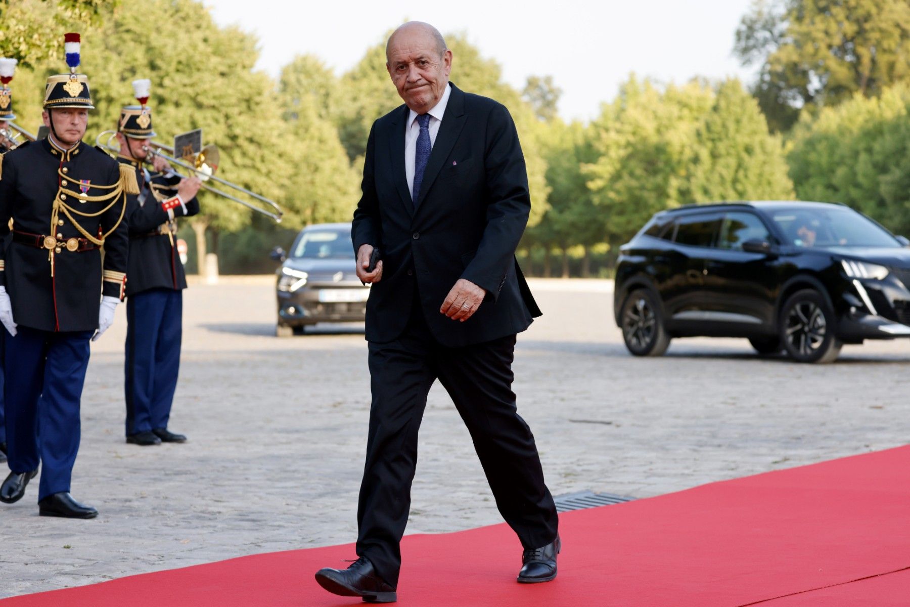 Le Drian meets Saudi FM Faisal bin Farhan in Jeddah | Al Bawaba