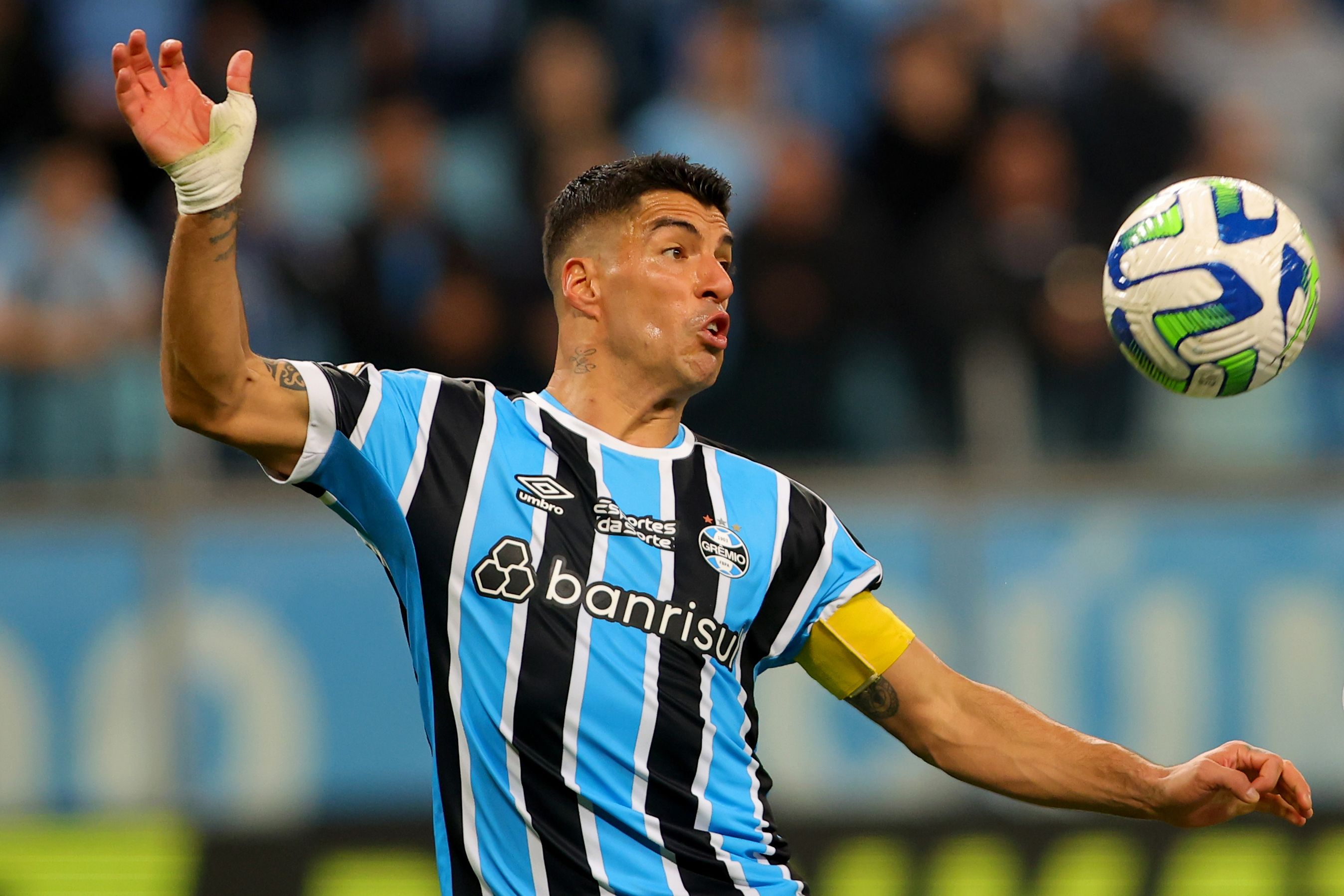 Suarez keen to reunite with Messi at Inter Miami | Al Bawaba