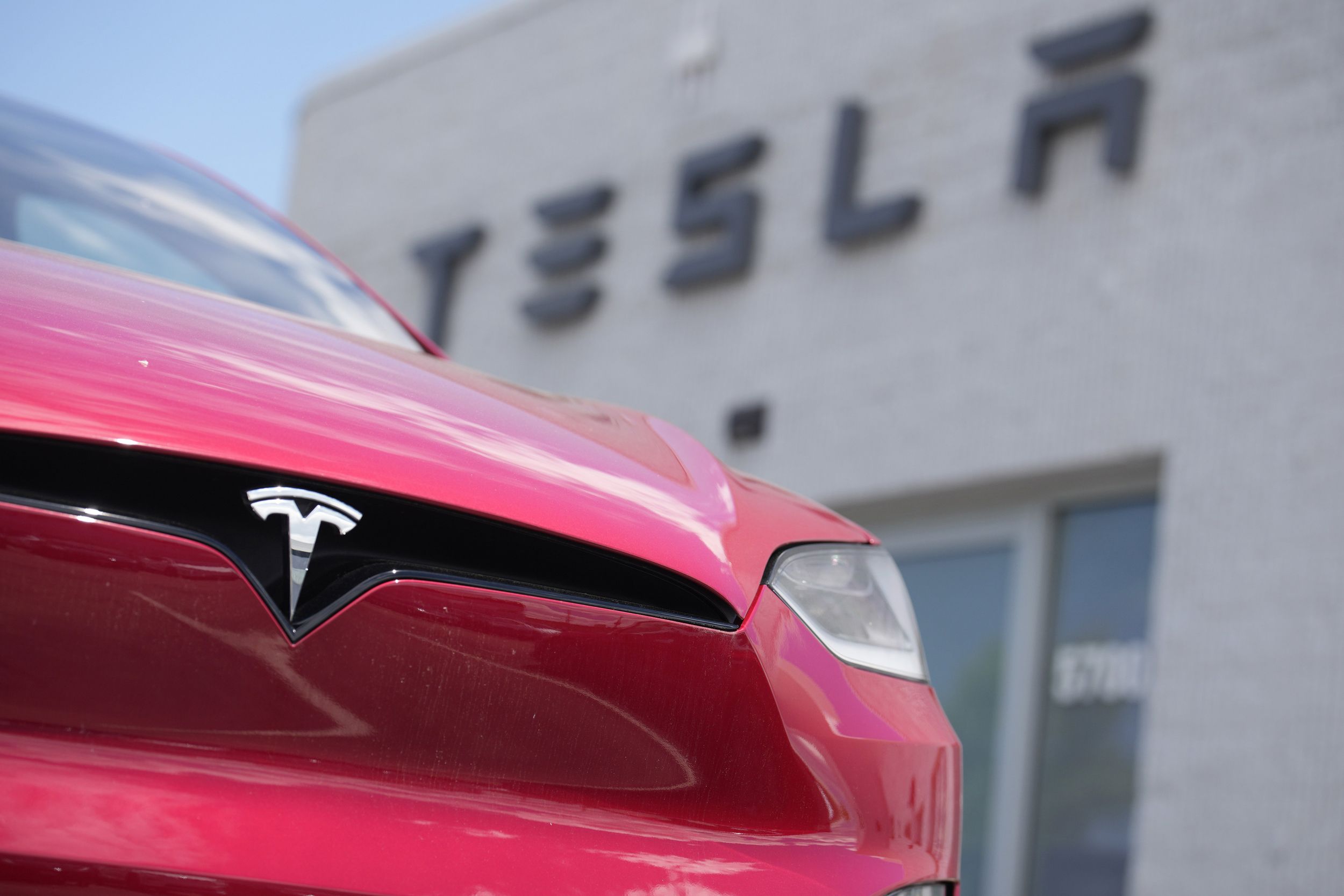 Tesla's CFO Zach Kirkhorn departs closing a pivotal chapter after 13 ...