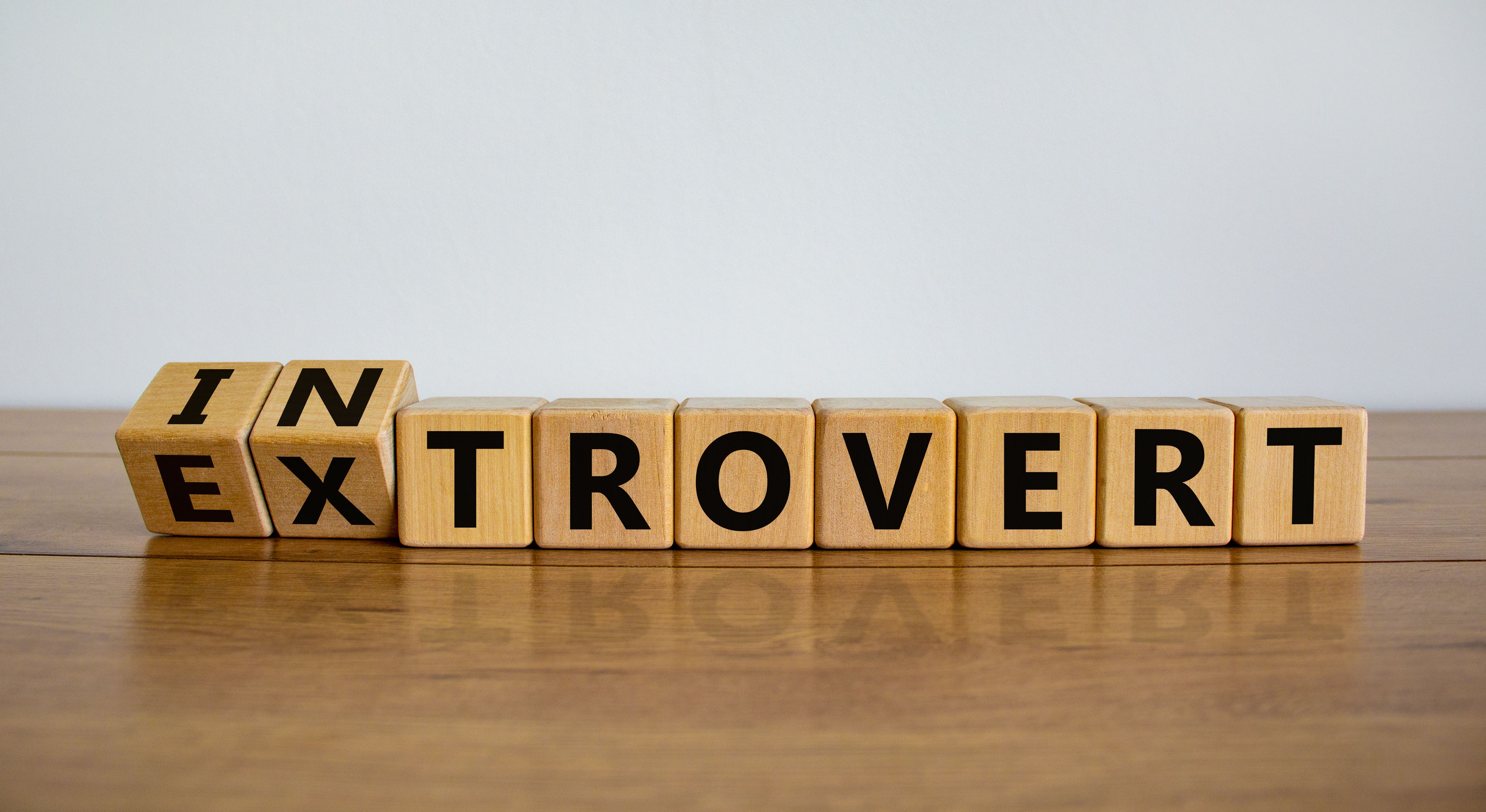 Introverts or extroverts, who is more successful? | Al Bawaba