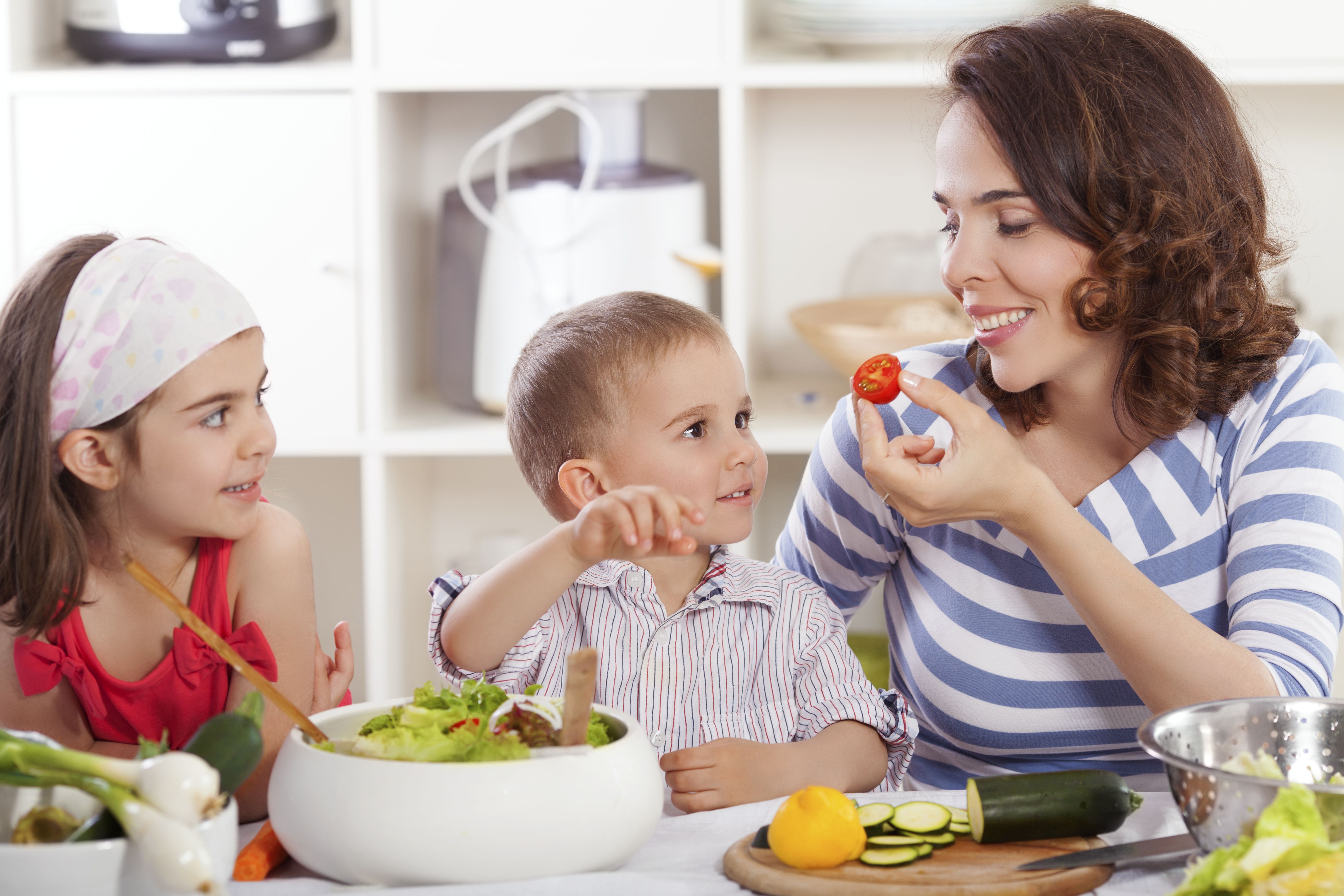 Best foods to boost and improve children's memory | Al Bawaba