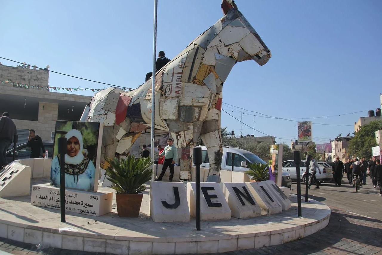 Israel destroys statue made of ambulances remains | Al Bawaba
