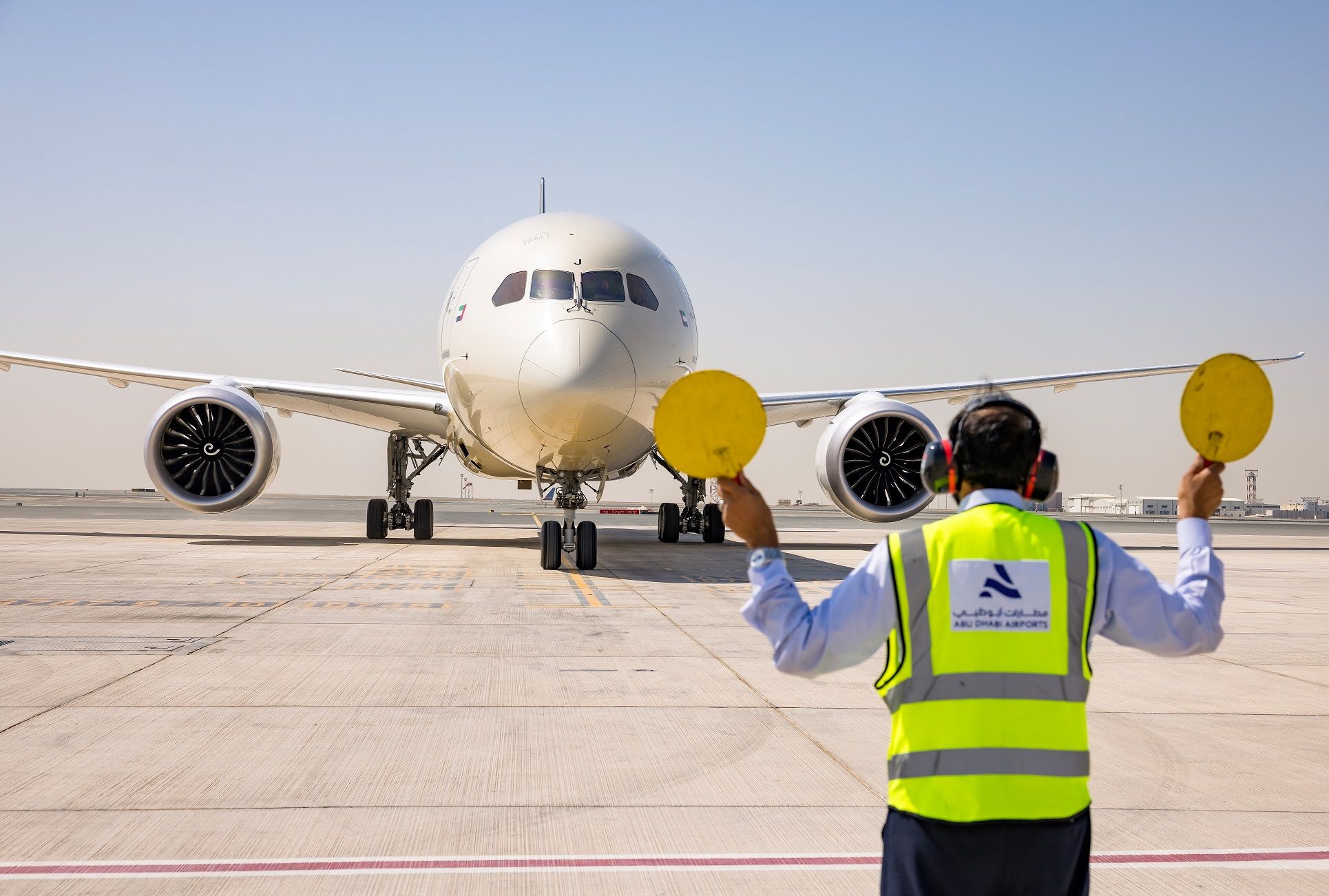 Etihad Welcomes Latest Addition To Fleet As New Boeing 787-10 ...