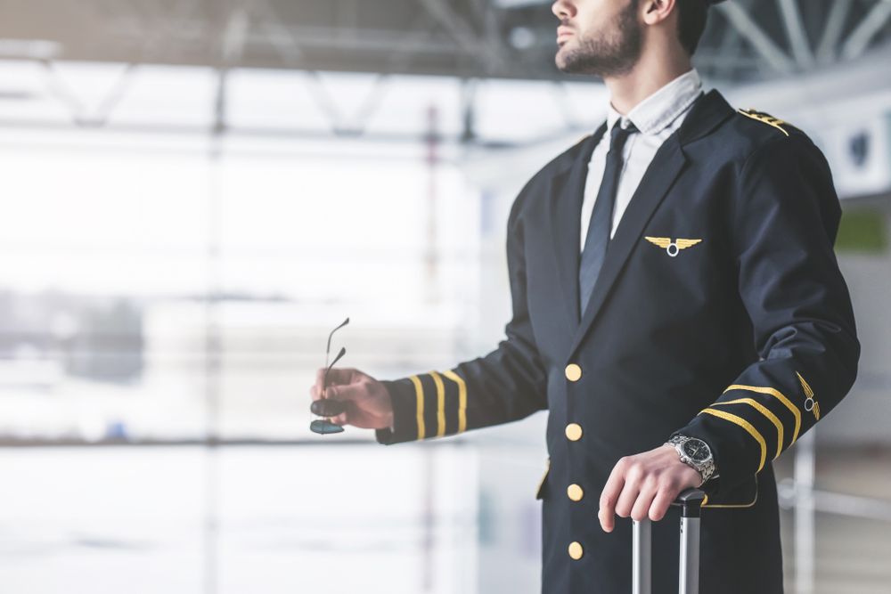 Canadian pilot fired for showing support of Palestinians | Al Bawaba