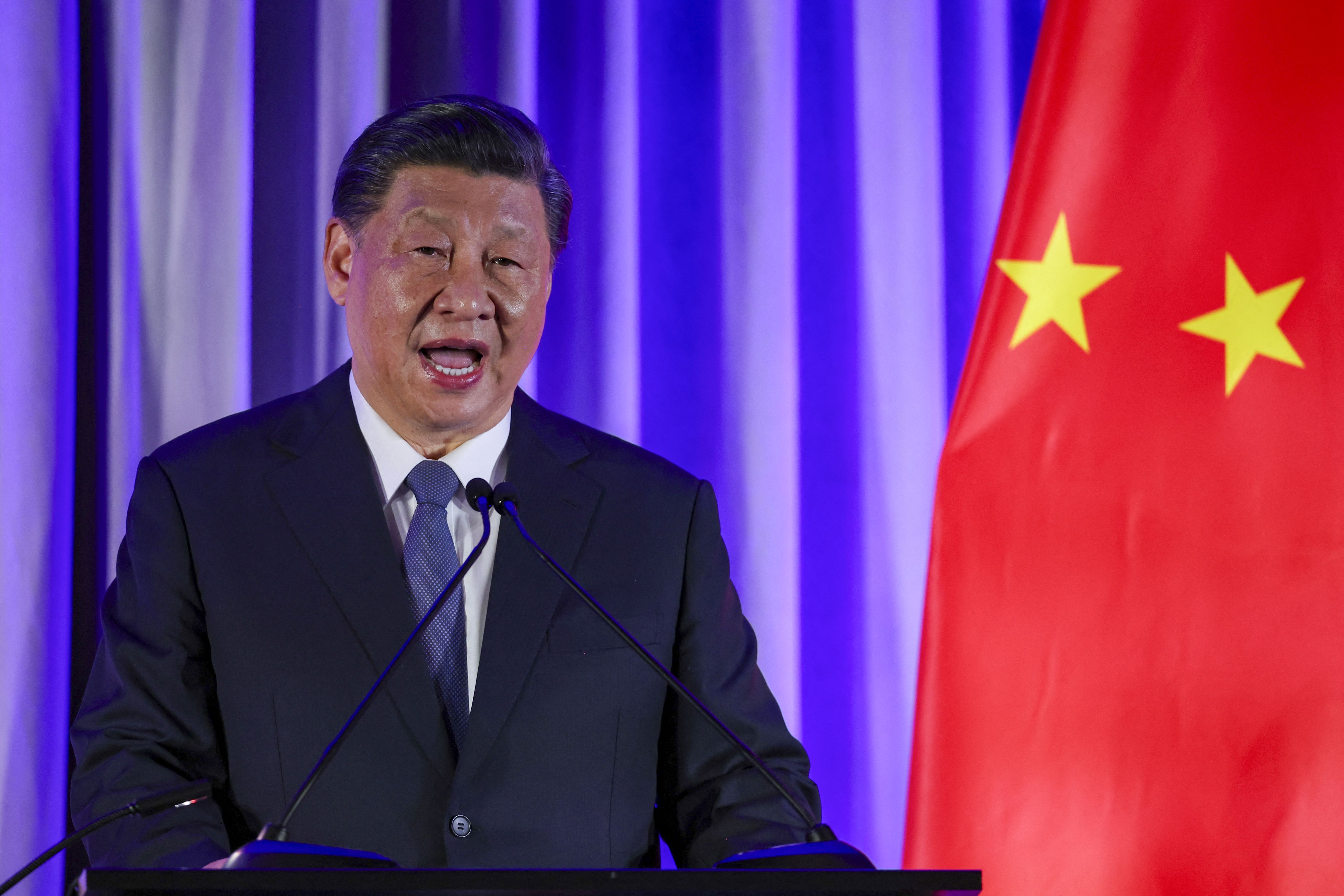 Photo of young Xi Jinping shocks the internet! | Al Bawaba