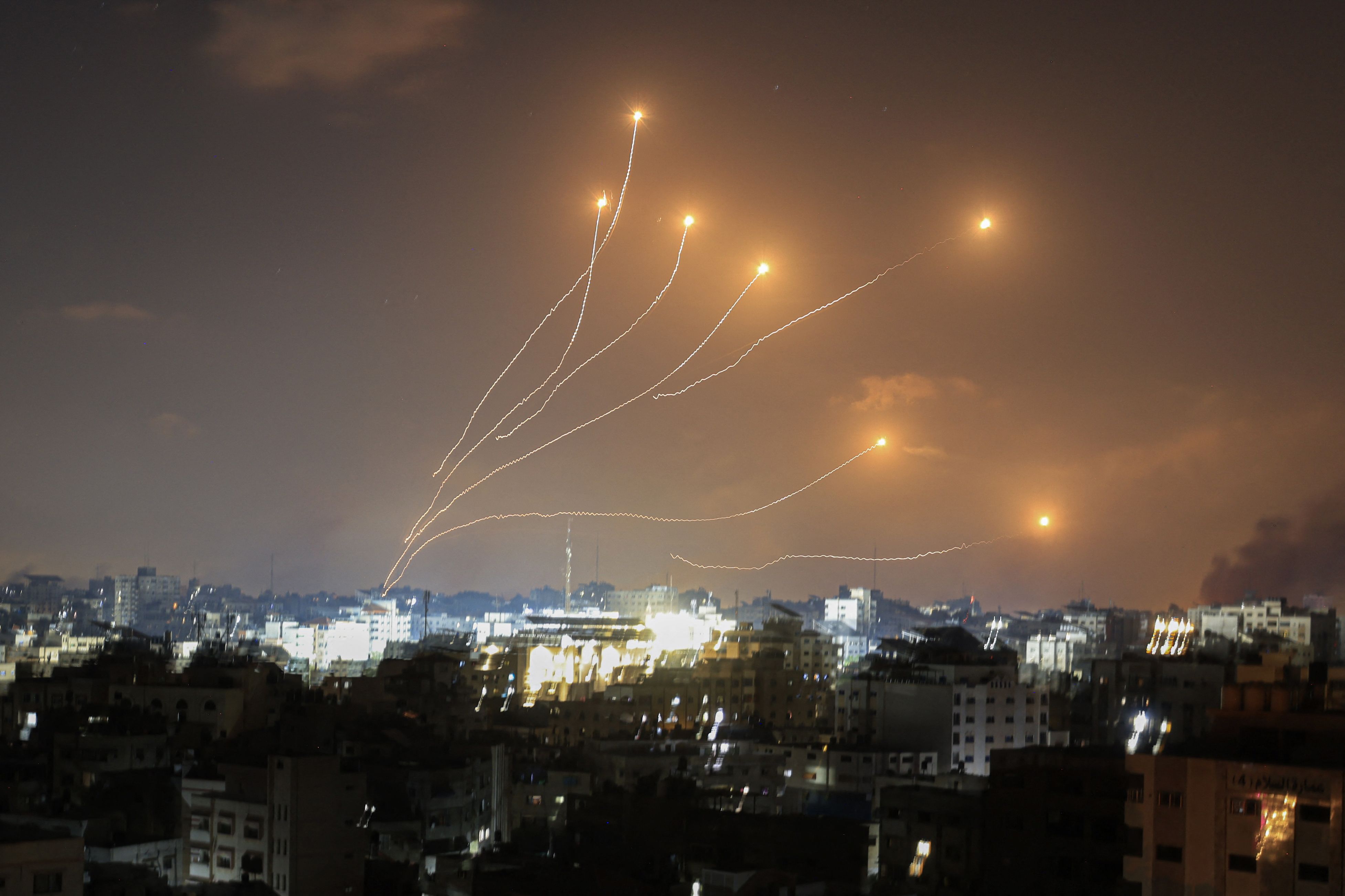 At least 35 rockets fired from Gaza toward Tel Aviv | Al Bawaba