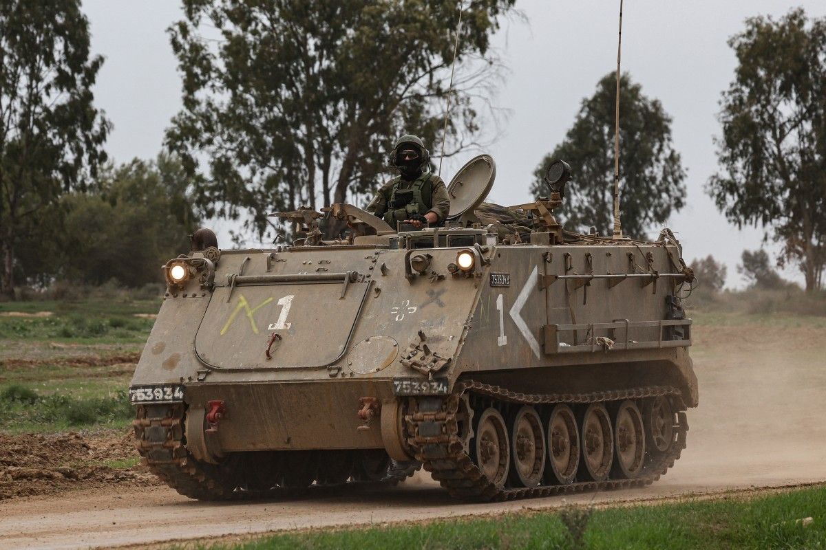 Al-Qassam fighters target Israeli force inside a building | Al Bawaba