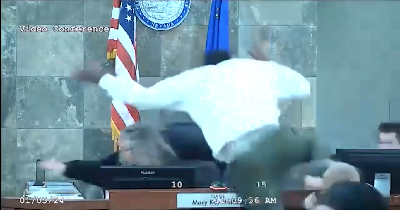 Defendant Attacks Judge During Vegas Courtroom Sentencing Al Bawaba