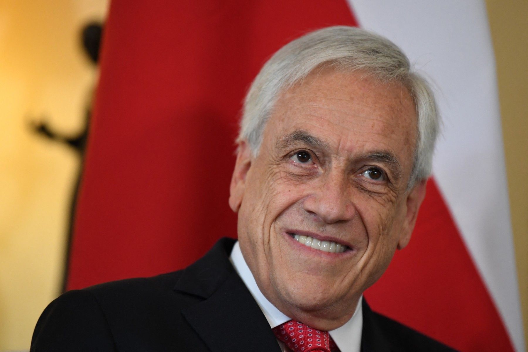 Former Chilean president Sebastián Piñera dies in helicopter crash | Al ...