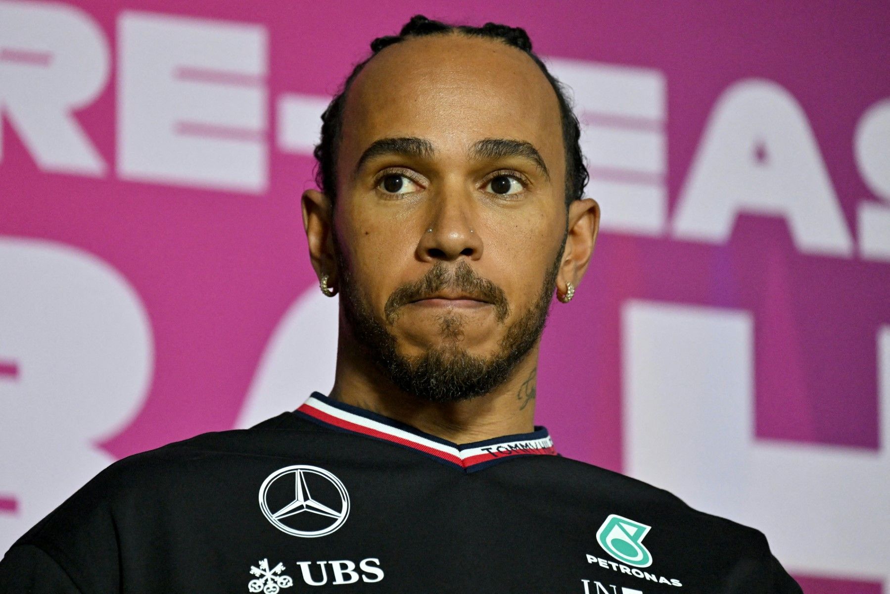 Lewis Hamilton informed parents of Ferrari move on day of announcement