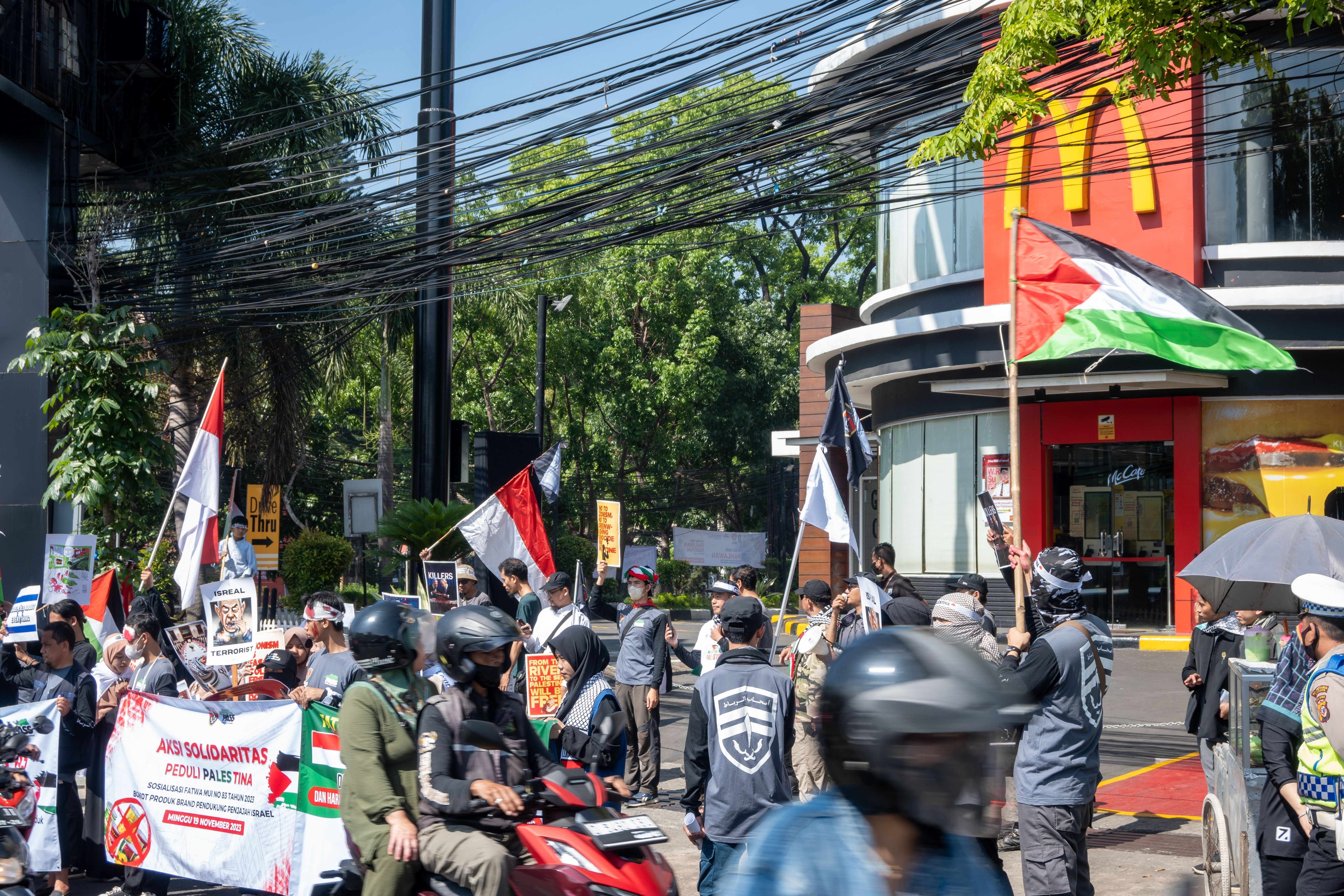 McDonald's report lower than expected revenue amid boycott | Al Bawaba