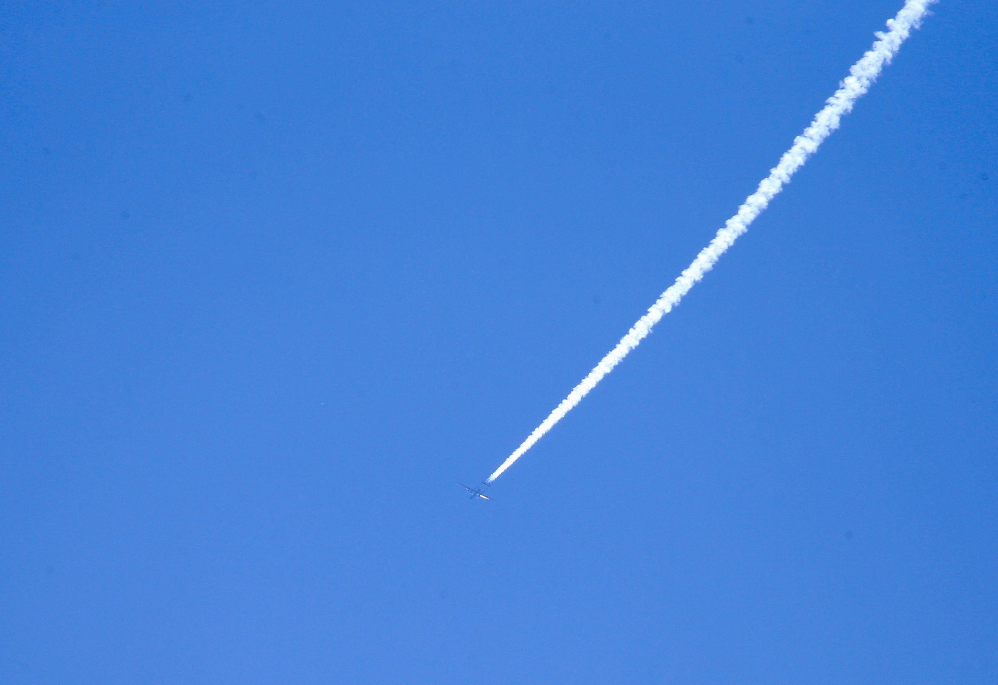 Israeli raids in Lebanon claim lives of 11 civilians, including 10 ...