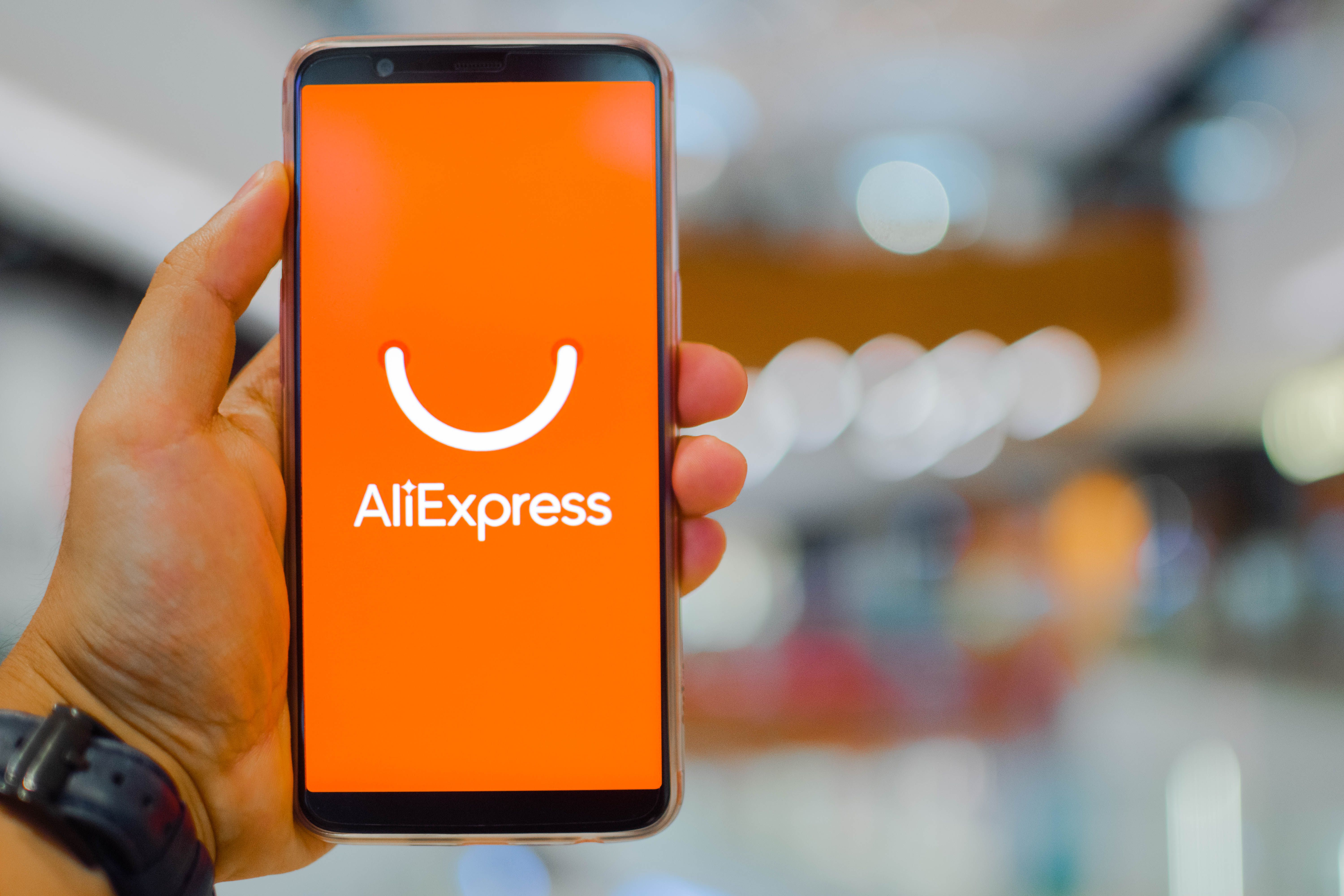 What is the Safest Way to Buy on AliExpress: Tips! | Al Bawaba