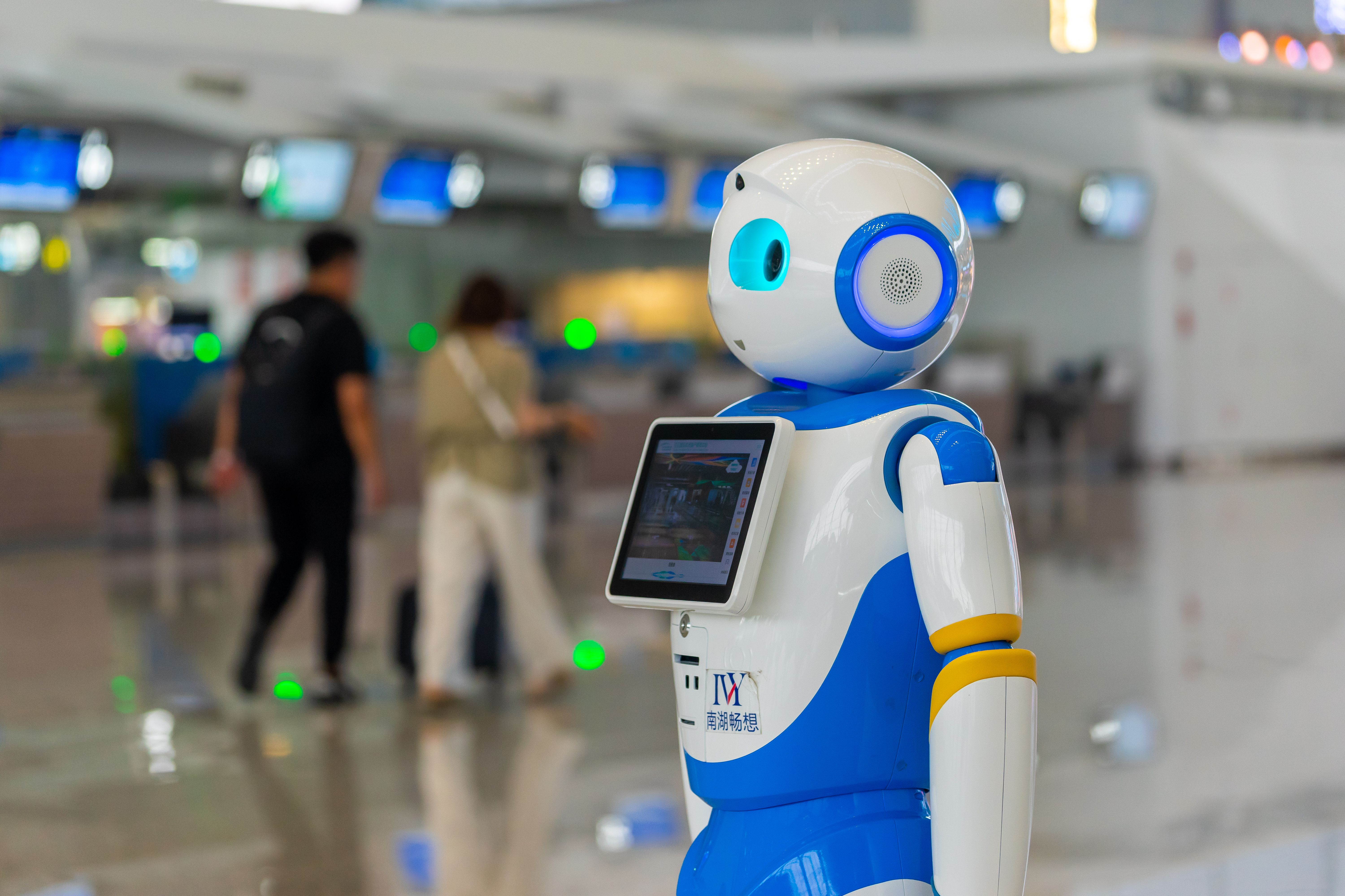 Self Driving Robots Set To Take Over Airports In The Future Al Bawaba