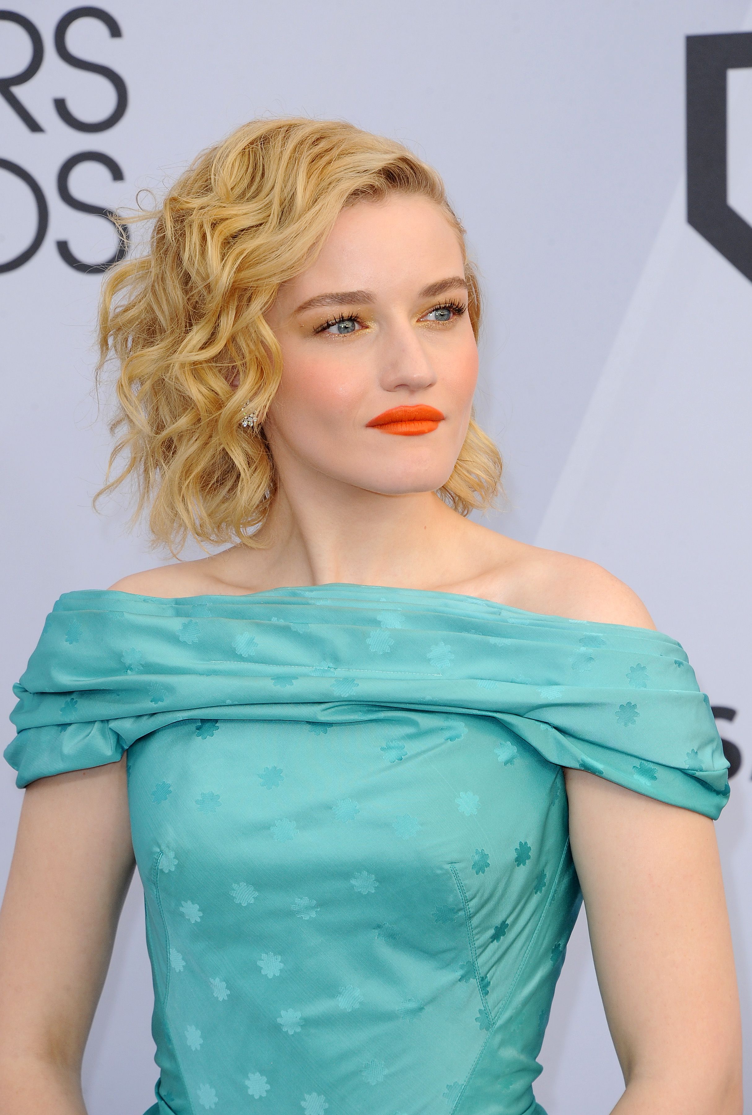 Julia Garner to lead as 'Rosemary's Baby' prequel 'Apartment 7A' | Al ...